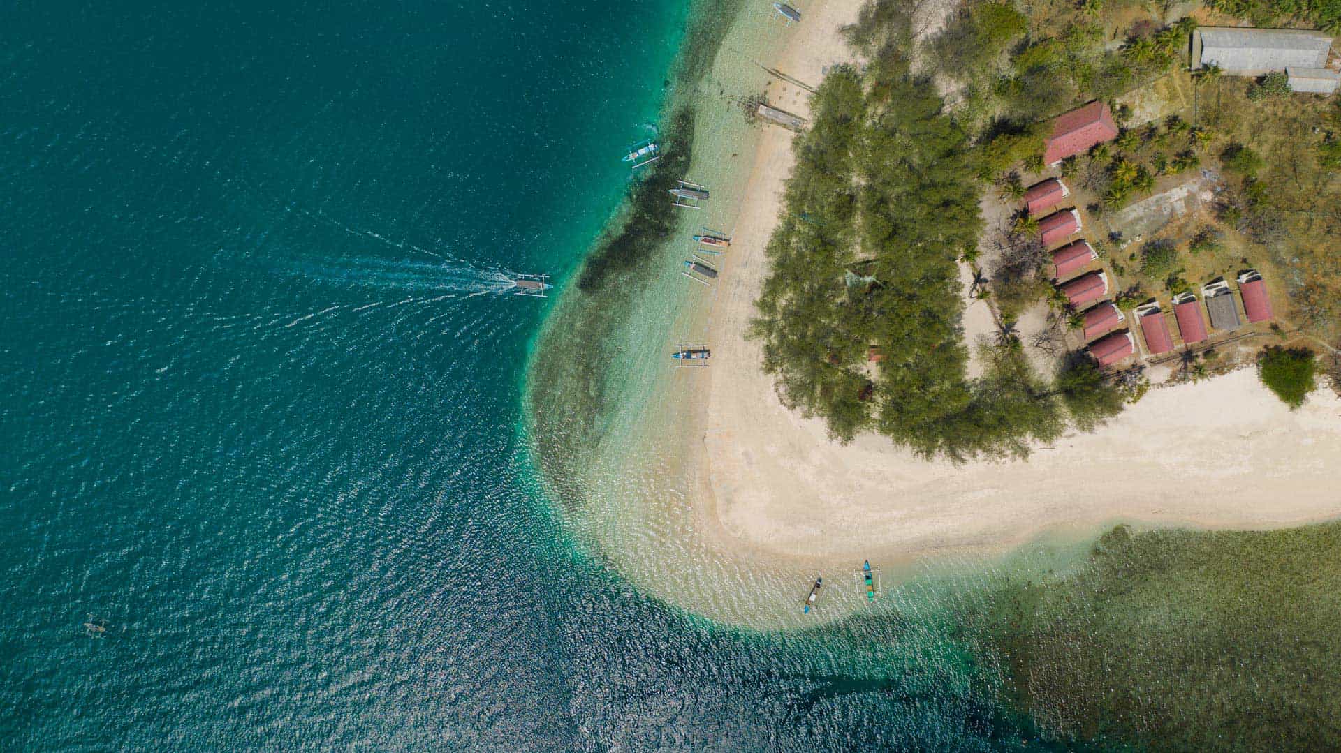 GILI NANGGU LOMBOK - A Complete Guide to this Secret Gili Island