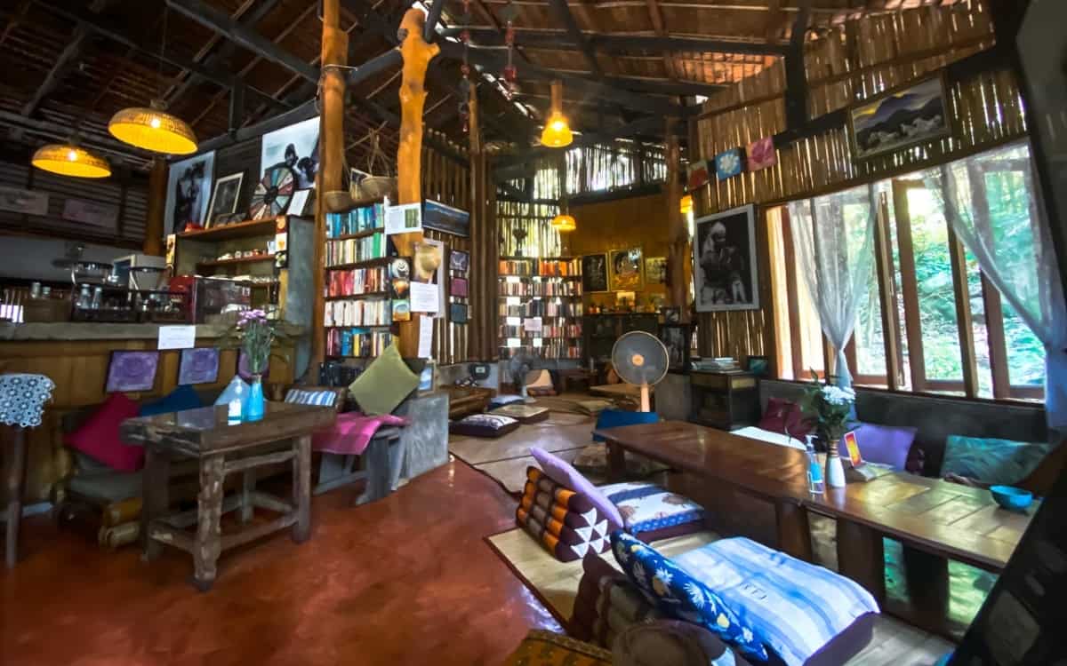 25 BEST KOH PHANGAN RESTAURANTS & CAFES