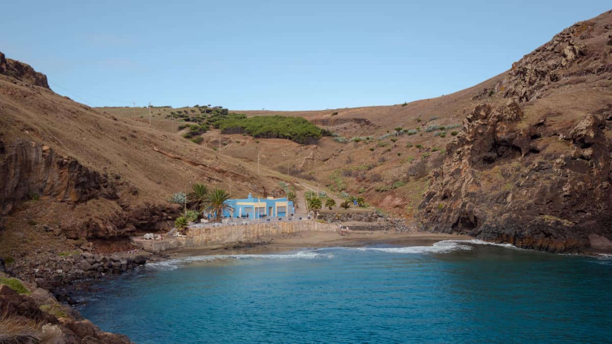Prainha Beach Madeira - Beautiful Black sand beach in Caniçal