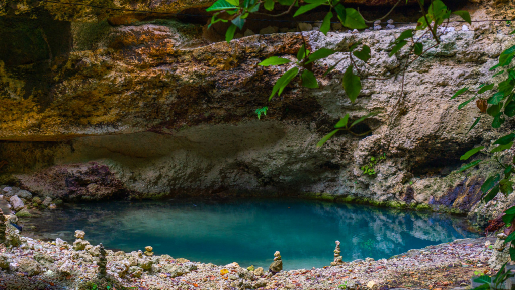 TEMBELING BEACH AND NATURAL POOLS - Complete Guide