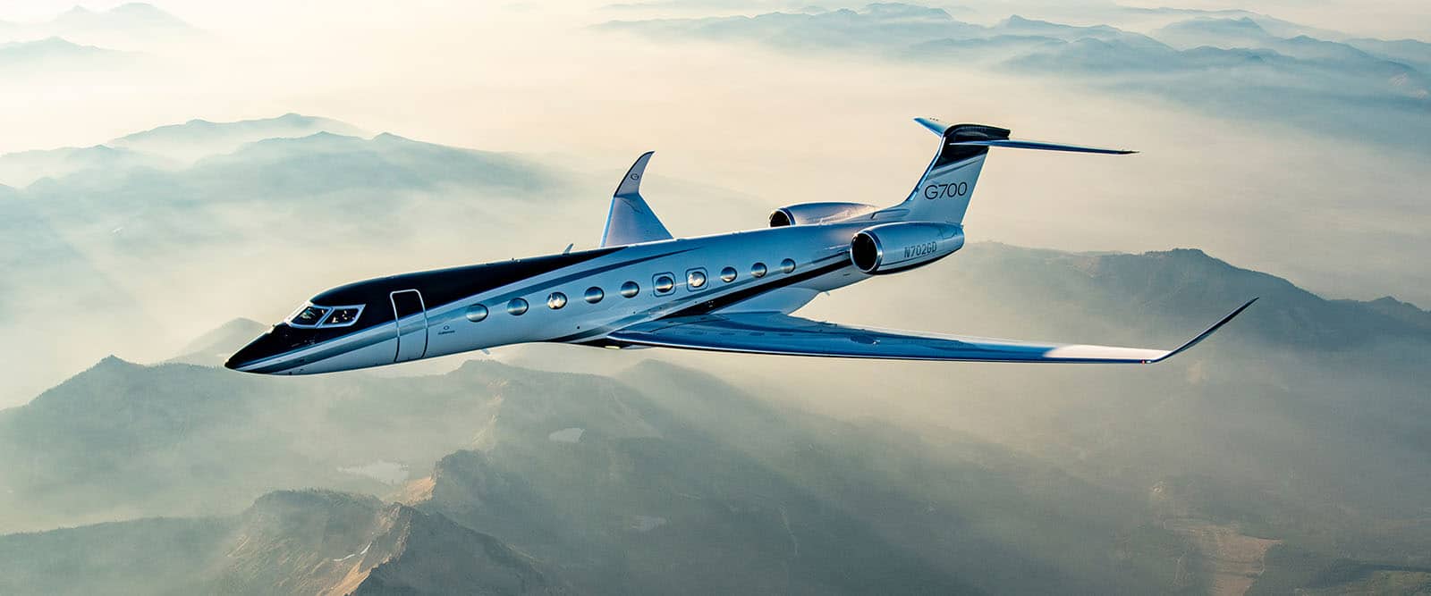 The Ultimate Guide to LUXURY PRIVATE JETS