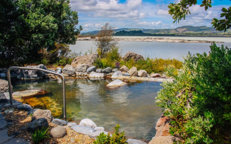 The 10 MOST BEAUTIFUL Rotorua Hot Springs