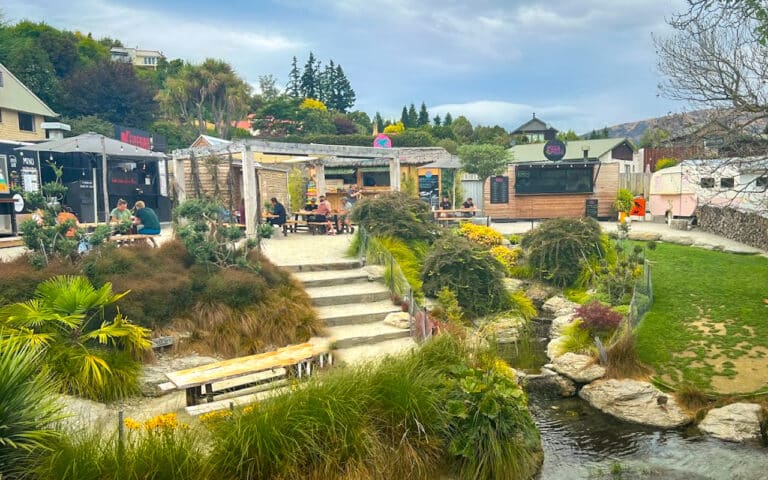 15 Best Restaurants & Cafes in Wanaka New Zealand